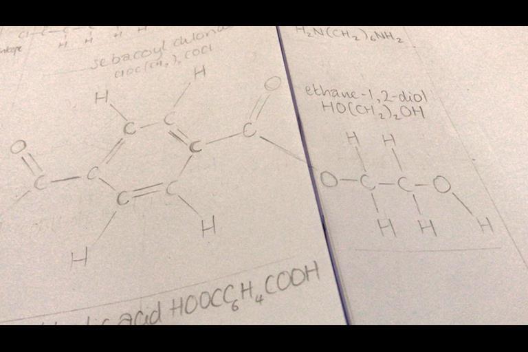 Teach complex concepts easily with paper prompts | Ideas | RSC Education
